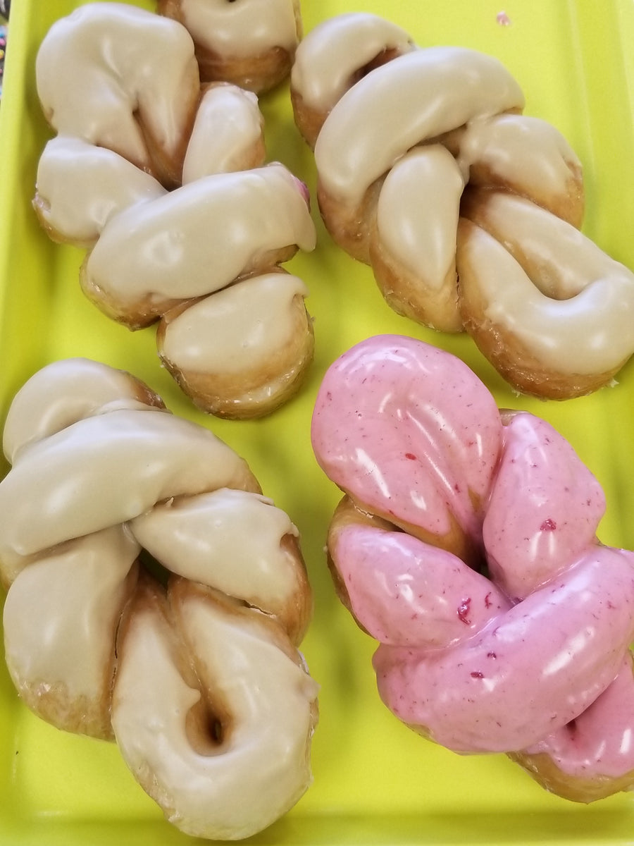 Knot – 30th Street Daylight Donuts